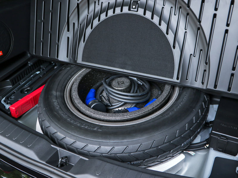 Toyota RAV4 2.5 PHEV (2024) Price & Specs