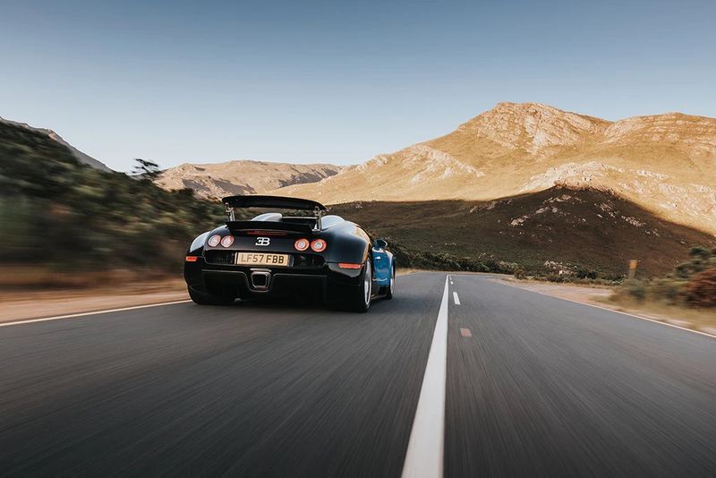 Bugatti Veyron: Classic Drive