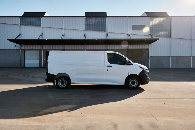 Ford Transit Custom (2024) Launch Review
