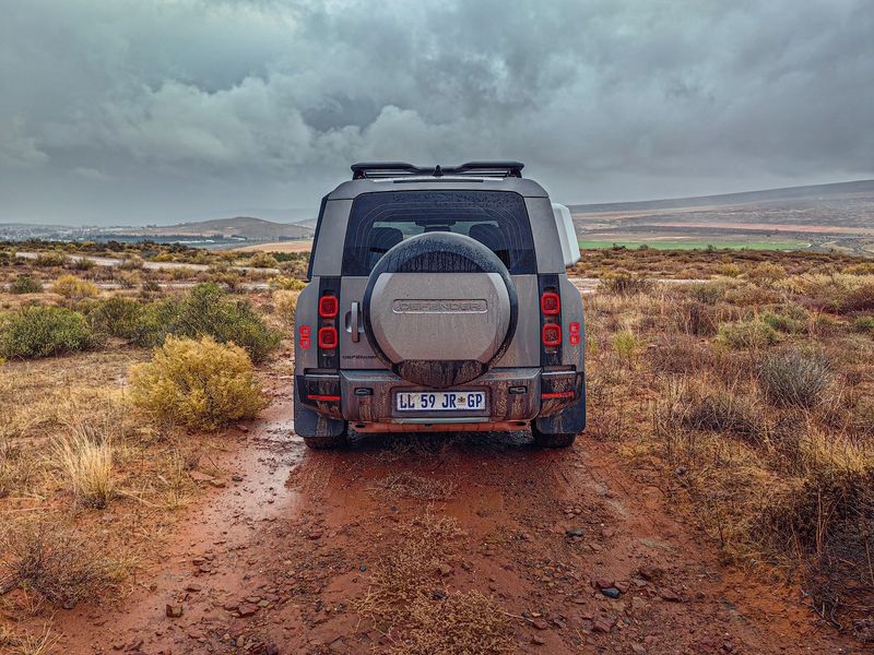 Land Rover Defender Outbound (2025) Launch Review