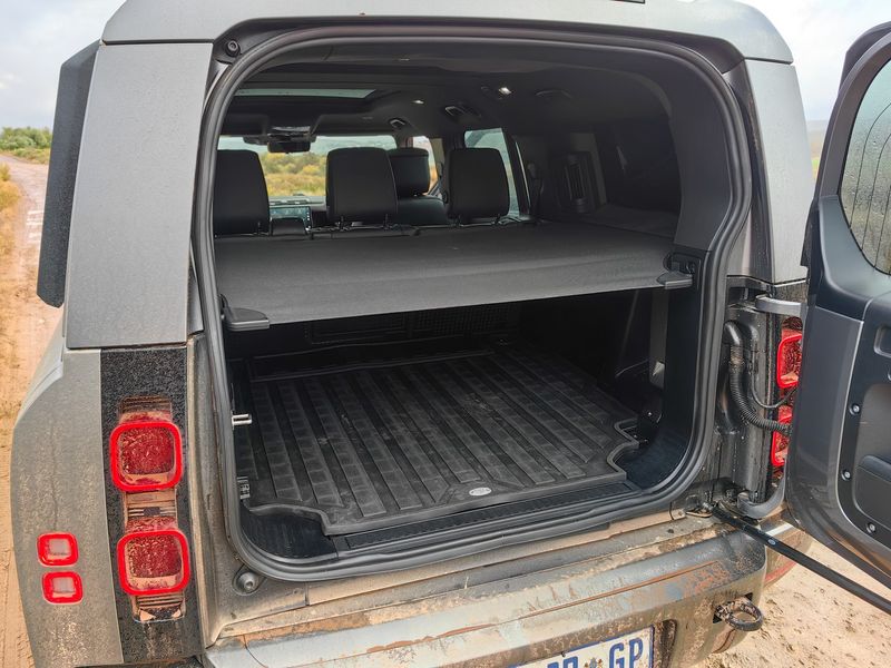 Land Rover Defender Outbound (2025) Launch Review