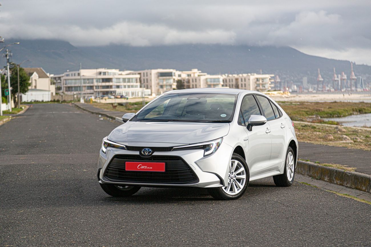 Toyota Corolla Hybrid (2024): Living With It