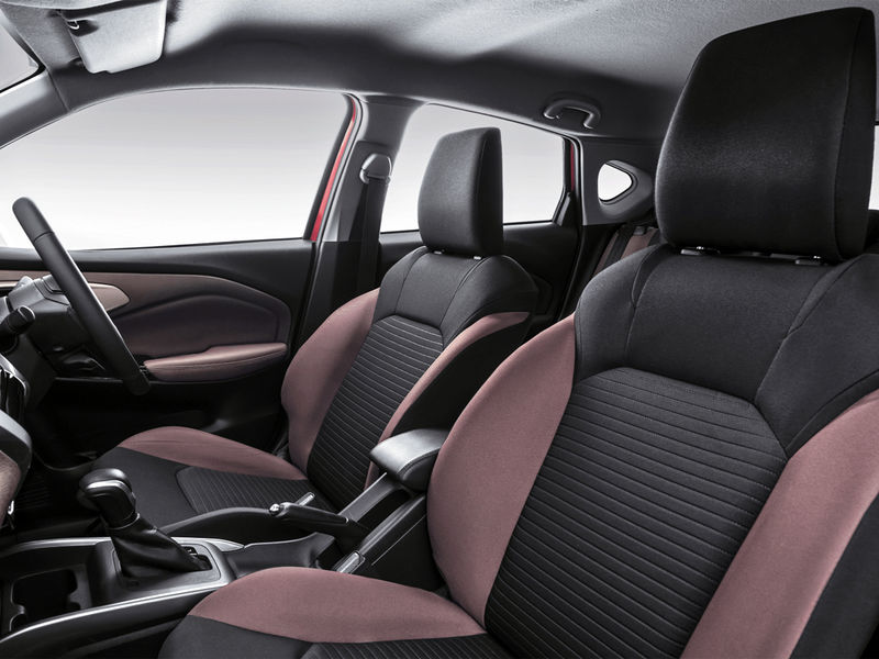 New Toyota Starlet Cross: SA-spec images emerge