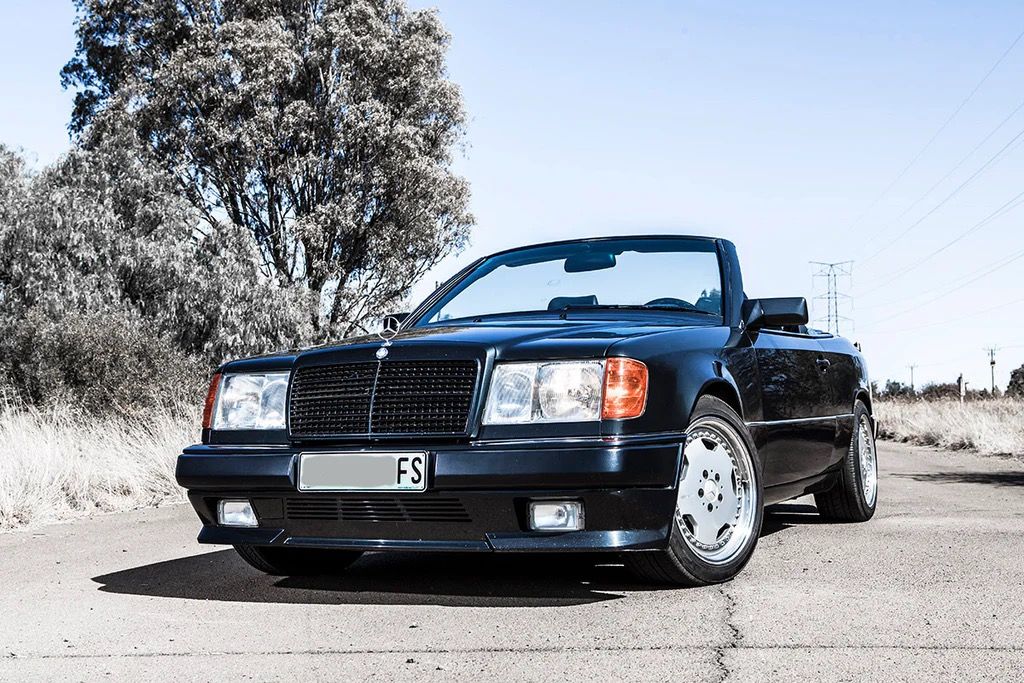 Mercedes-Benz 300CE-24 AMG Cabriolet: Classic Drive