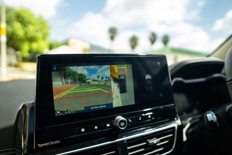 Mahindra XUV 3XO (2024) Price & Specs