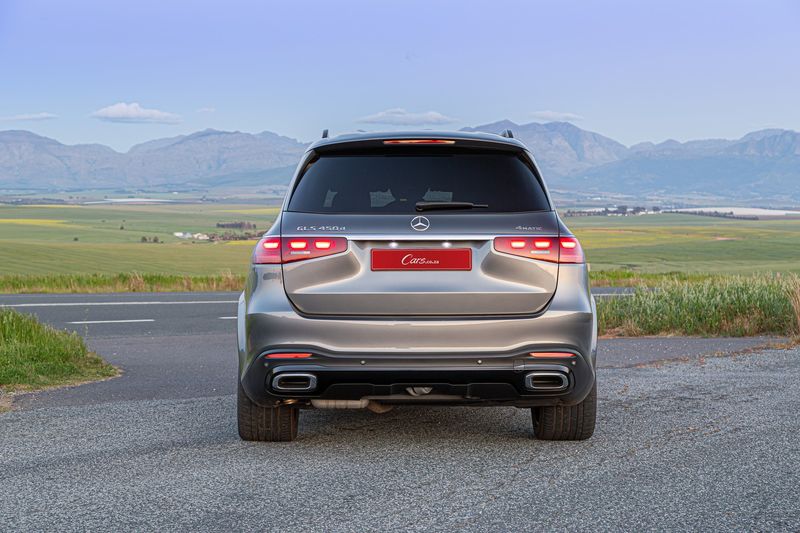 Mercedes-Benz GLS Facelift (2024) Review