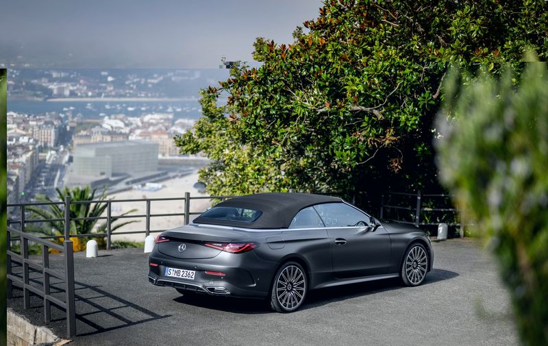 Mercedes-Benz CLE Convertible (2024) Launch Review