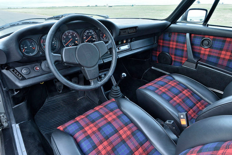 Porsche 911 (930) Turbo vs (996) GT3: Classic Comparison