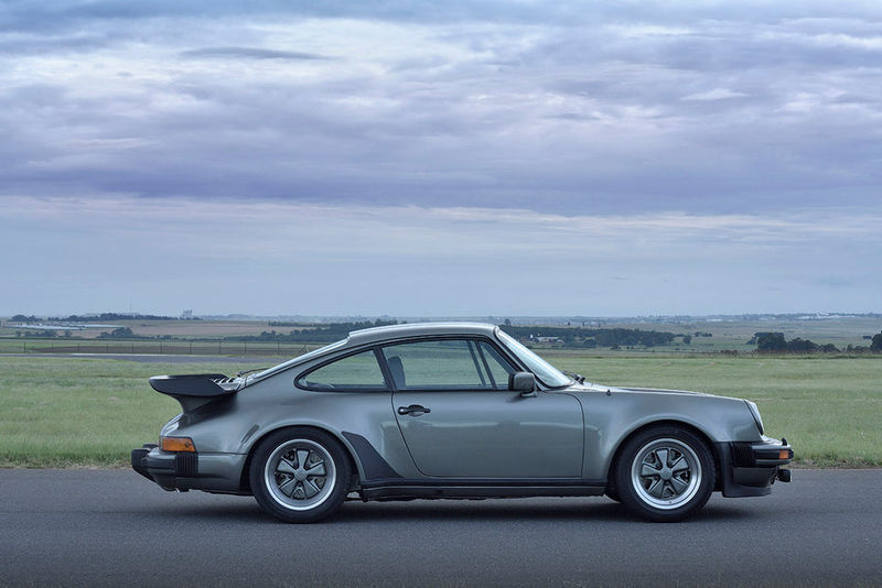 Porsche 911 (930) Turbo vs (996) GT3: Classic Comparison