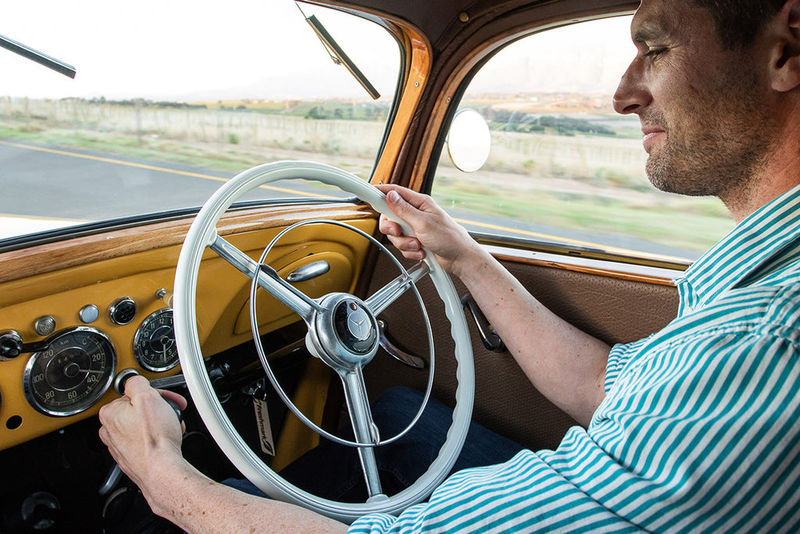 Mercedes-Benz 170 Da vs X250d: Classic Comparison
