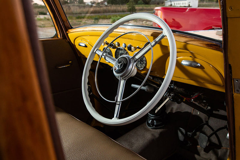 Mercedes-Benz 170 Da vs X250d: Classic Comparison