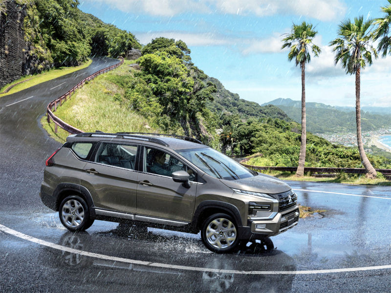 Mitsubishi Xpander Cross (2025) Price & Specs