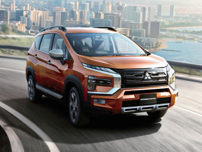 Mitsubishi Xpander Cross (2025) Price & Specs