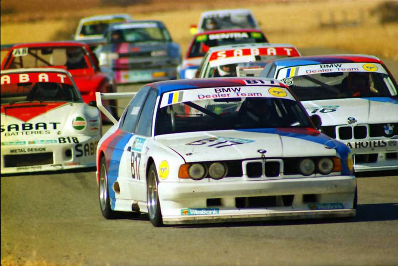 Tony Viana's BMW (E34) 535i race car: Classic Drive