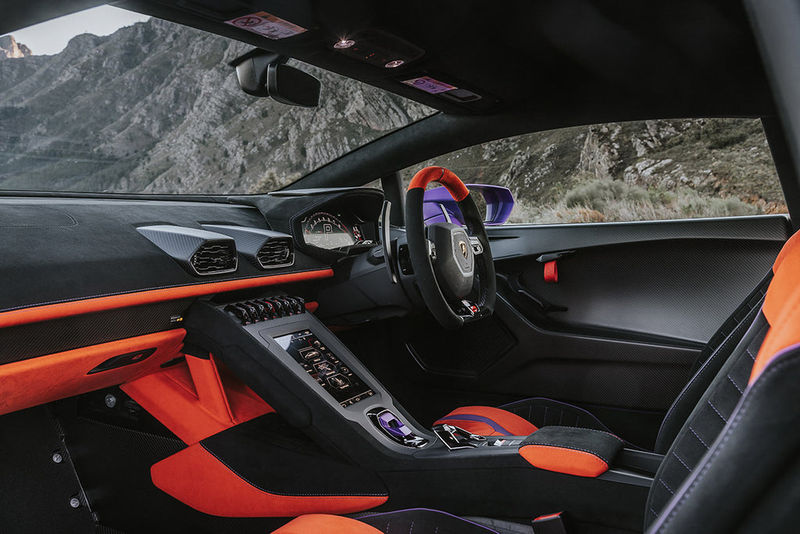 Lamborghini Huracan STO vs Ferrari SF90 Spider: Classic Comparison