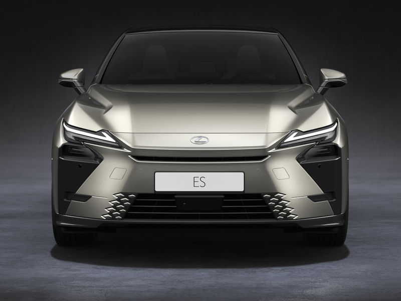 New Lexus ES sedan confirmed for South Africa