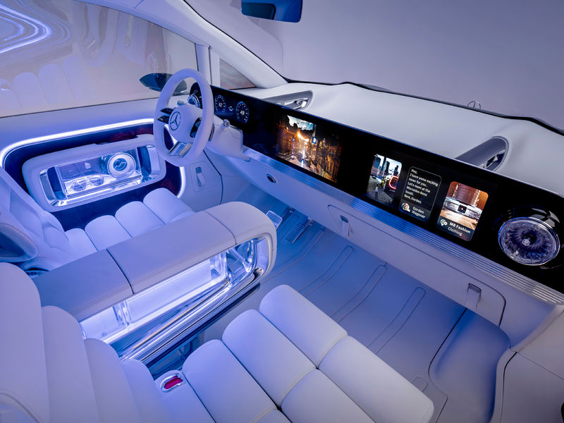 Mercedes‑Benz VLS loading? New 'Vision V' concept revealed