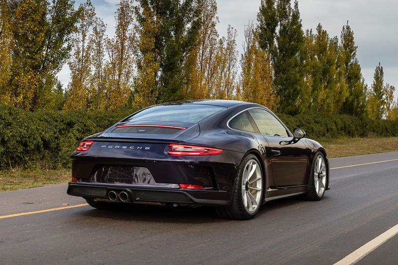 Porsche 911 (991.2) GT3 Touring: Classic Drive