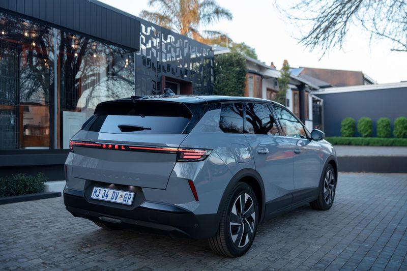 New Opel Grandland (2025) Specs & Price