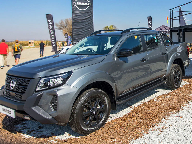 Nissan Navara Stealth (2025) Price & Specs