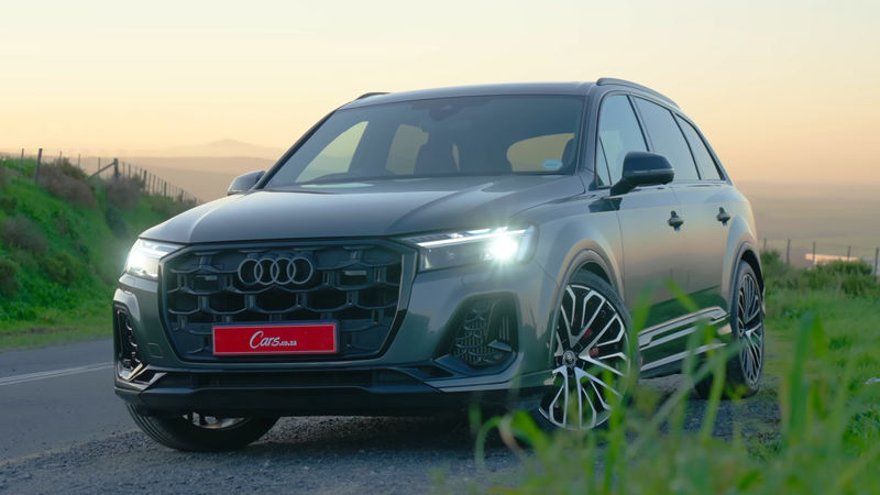 Audi SQ7 review: A Family Car That's a Race Car