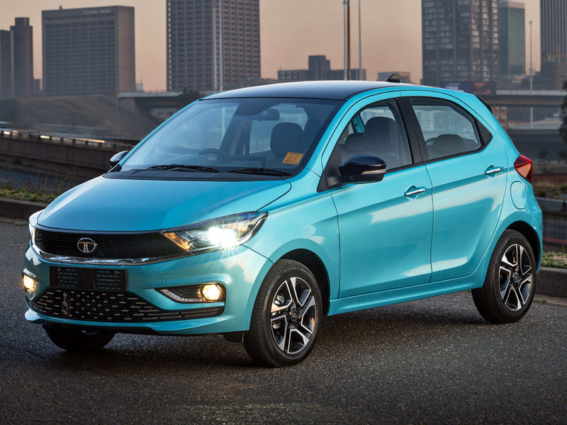 Tata Tiago (2025) Price & Specs