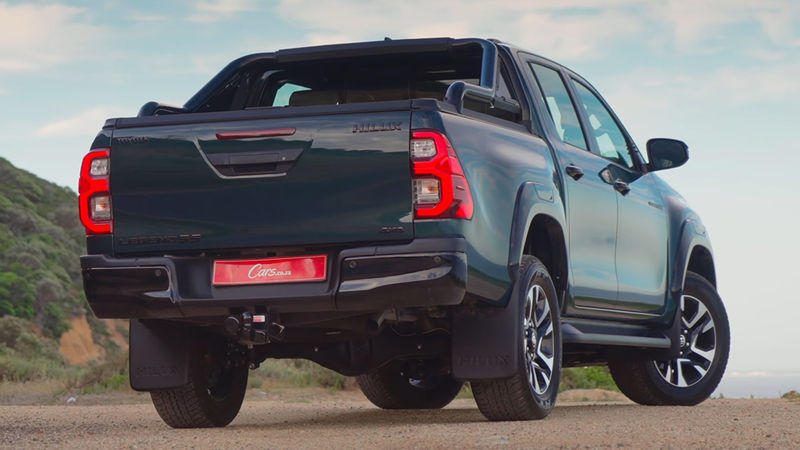 Hilux Legend 55, Ranger Tremor... or wait for new Hilux?