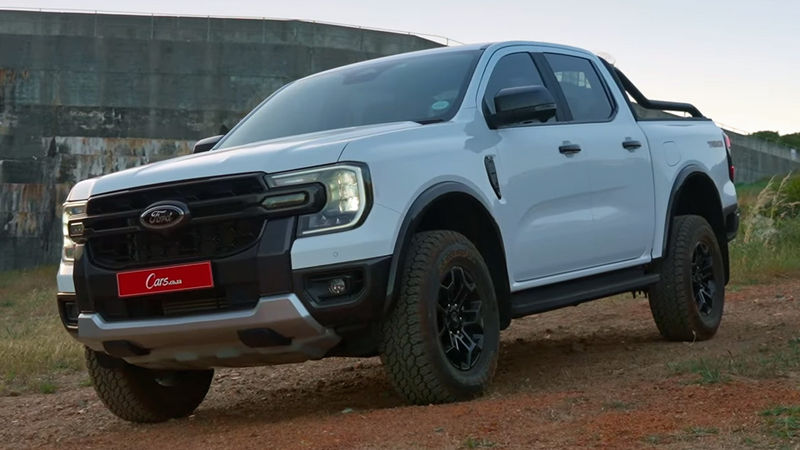 Hilux Legend 55, Ranger Tremor... or wait for new Hilux?