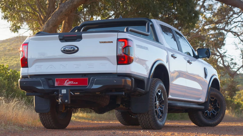 Hilux Legend 55, Ranger Tremor... or wait for new Hilux?