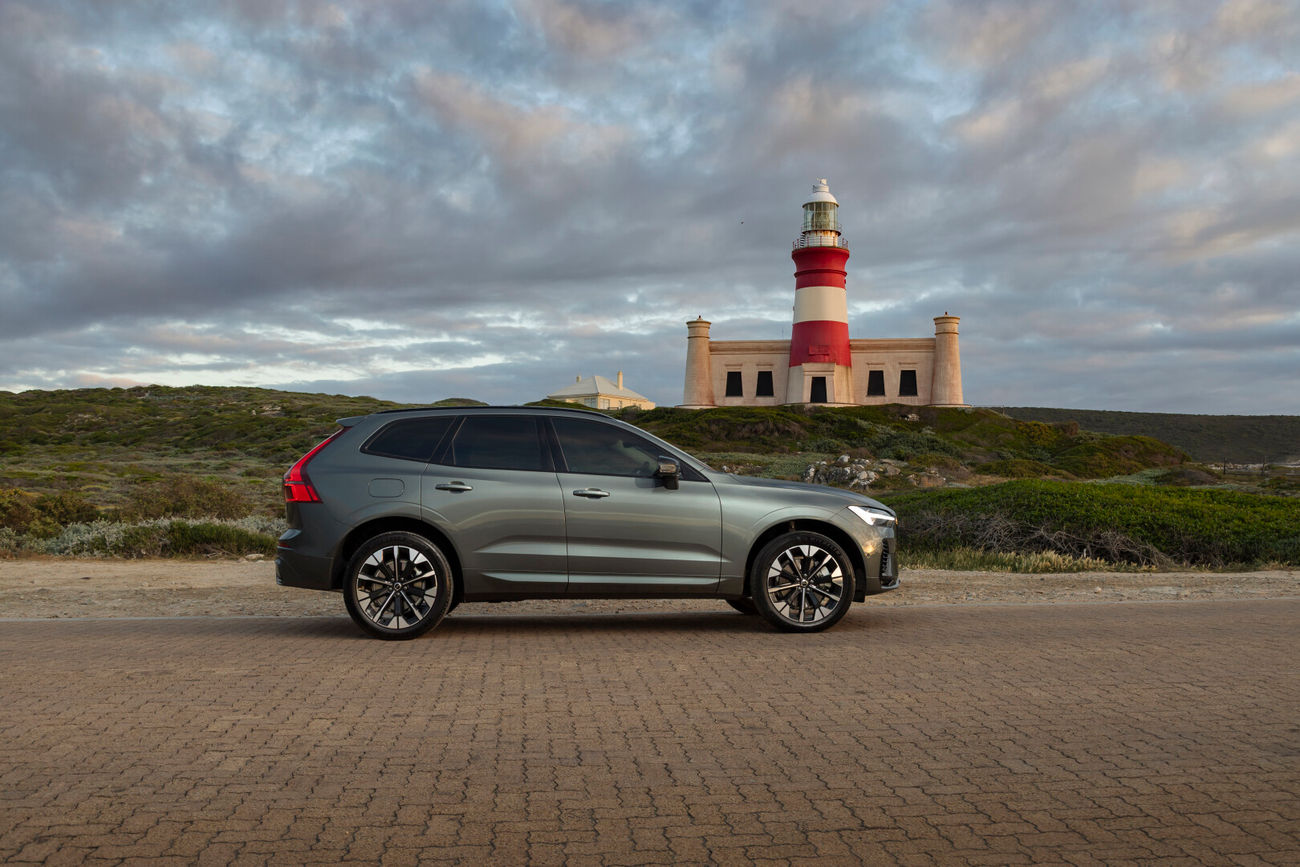 Volvo XC60 Facelift (2025) Price & Specs